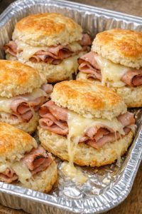 Easy 3-Ingredient Ham and Swiss Biscuit Sliders – Quick Family Lunch ...